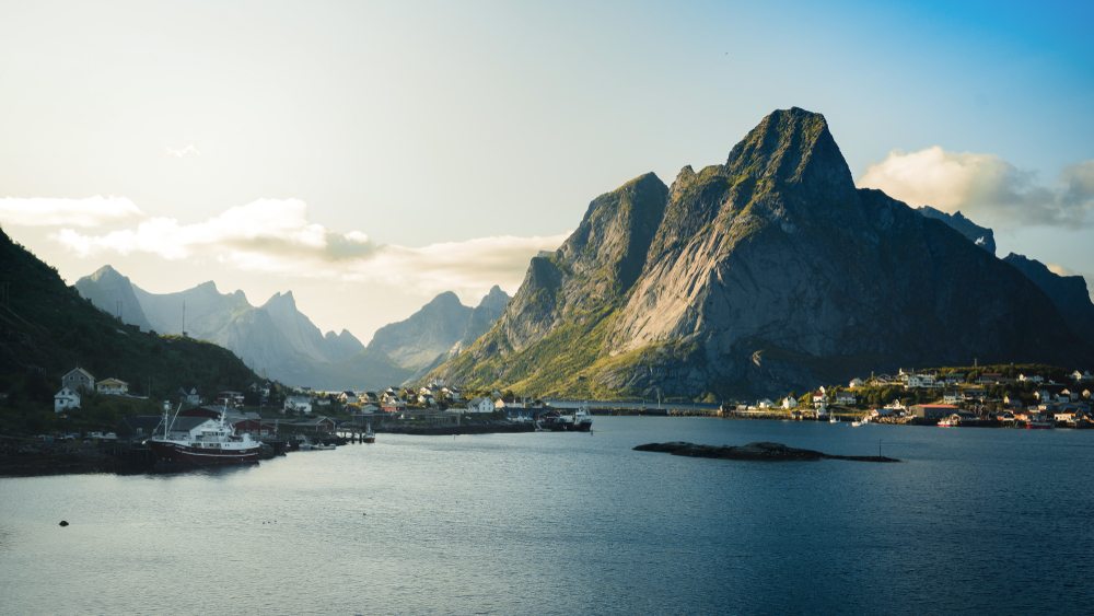 The Land of the Midnight Sun: Norway's Unique Geography - Knowaboutbullying